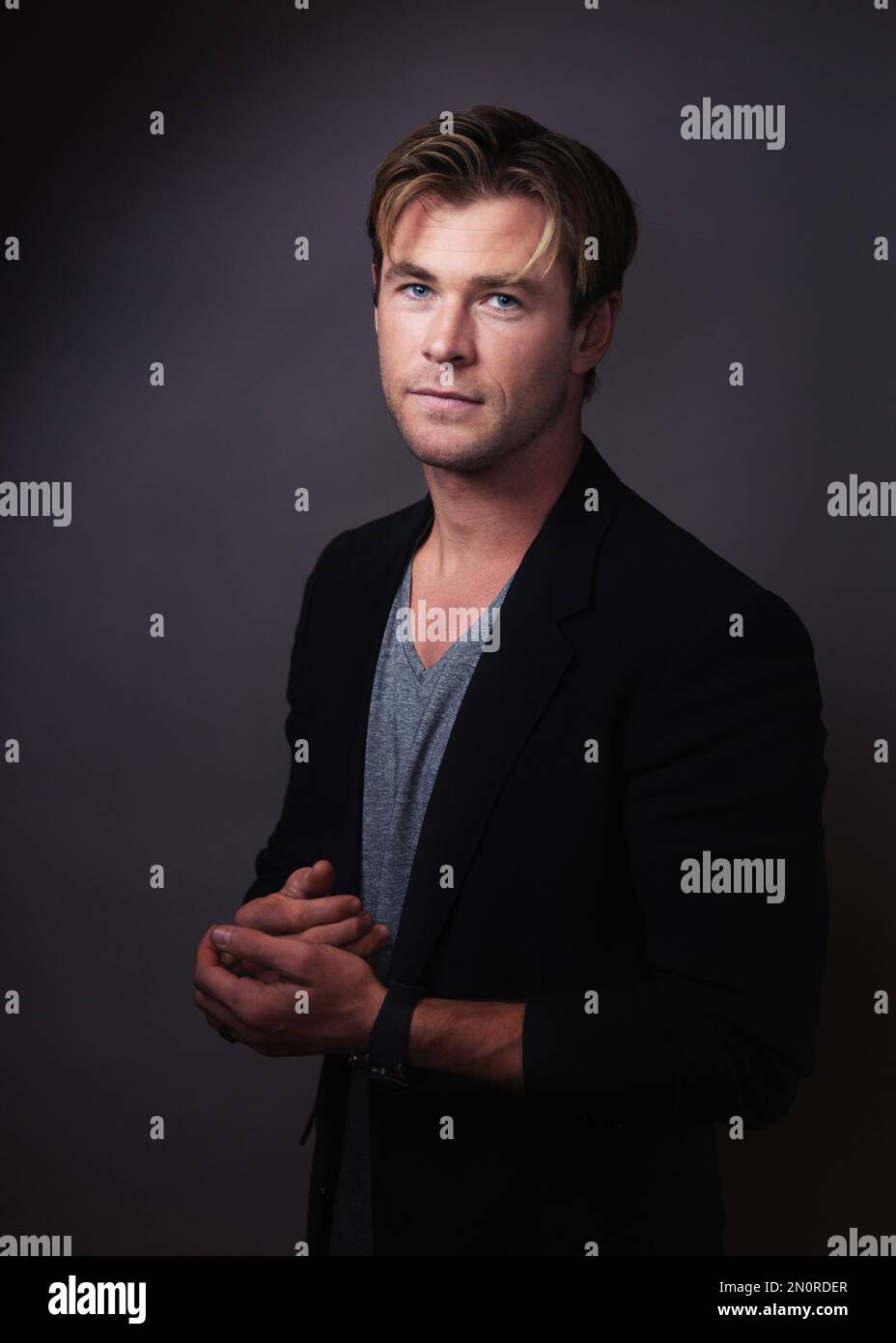 In this Sunday, Nov. 22, 2015 photo, actor Chris Hemsworth poses for a ...