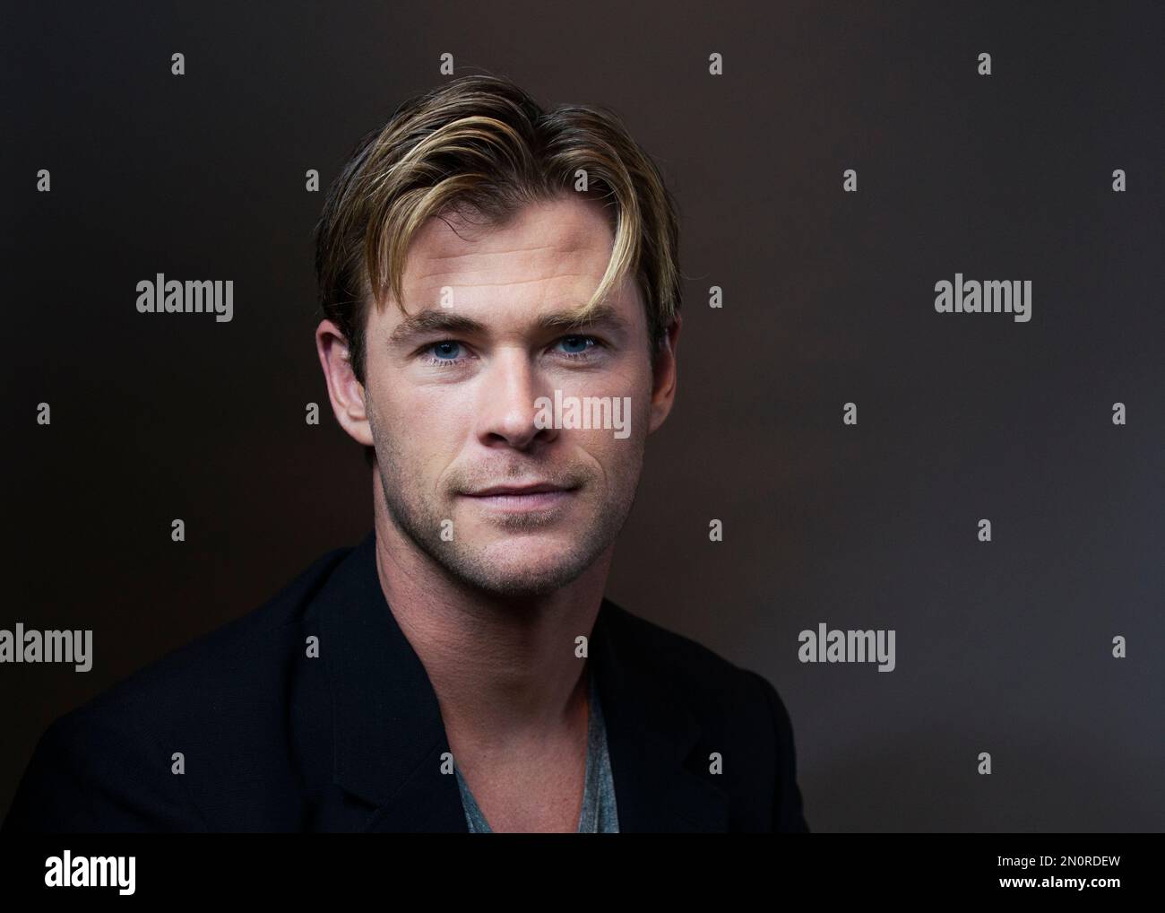 In this Sunday, Nov. 22, 2015 photo, actor Chris Hemsworth poses for a ...