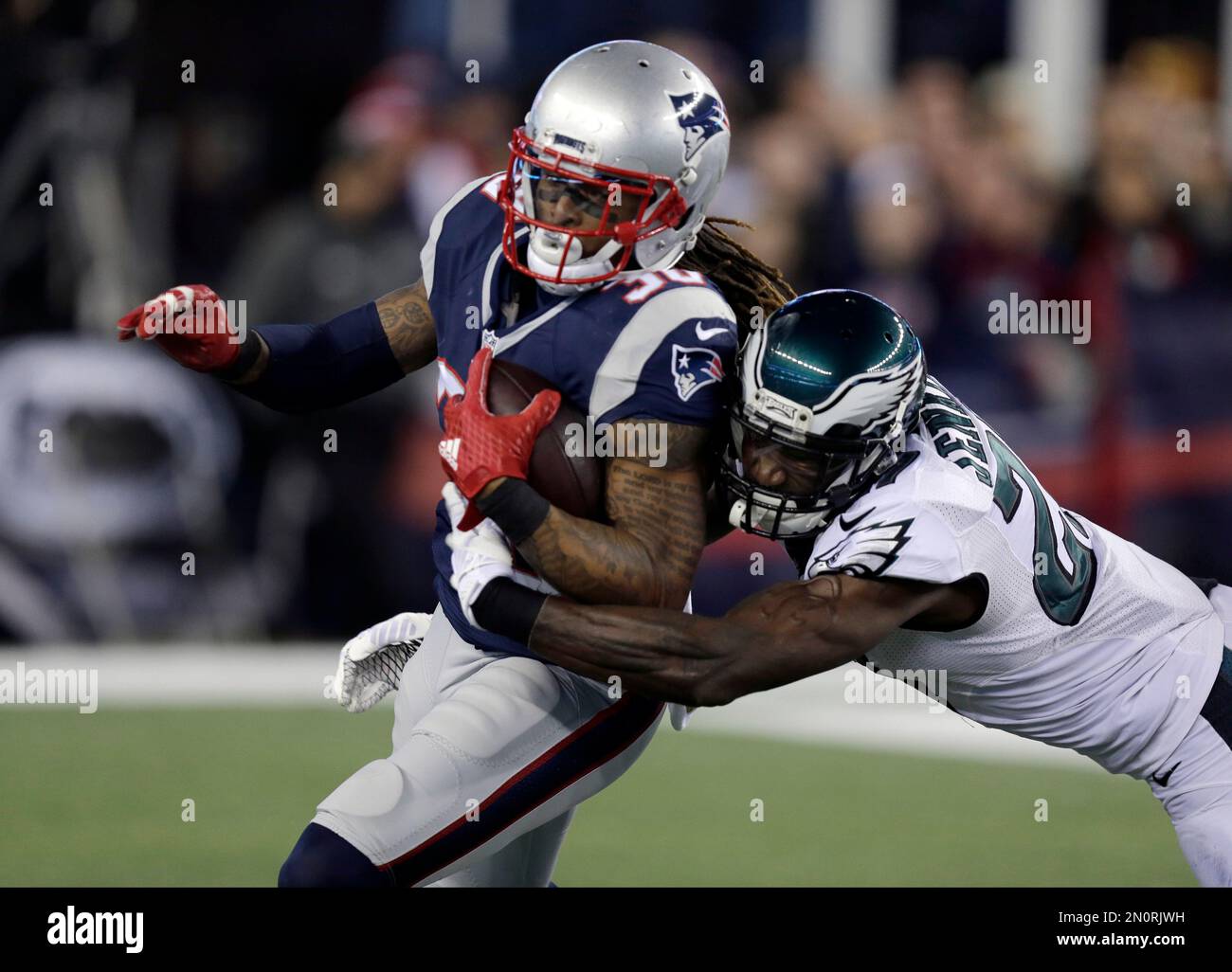 Philadelphia Eagles safety Malcolm Jenkins (27) tackles New England ...