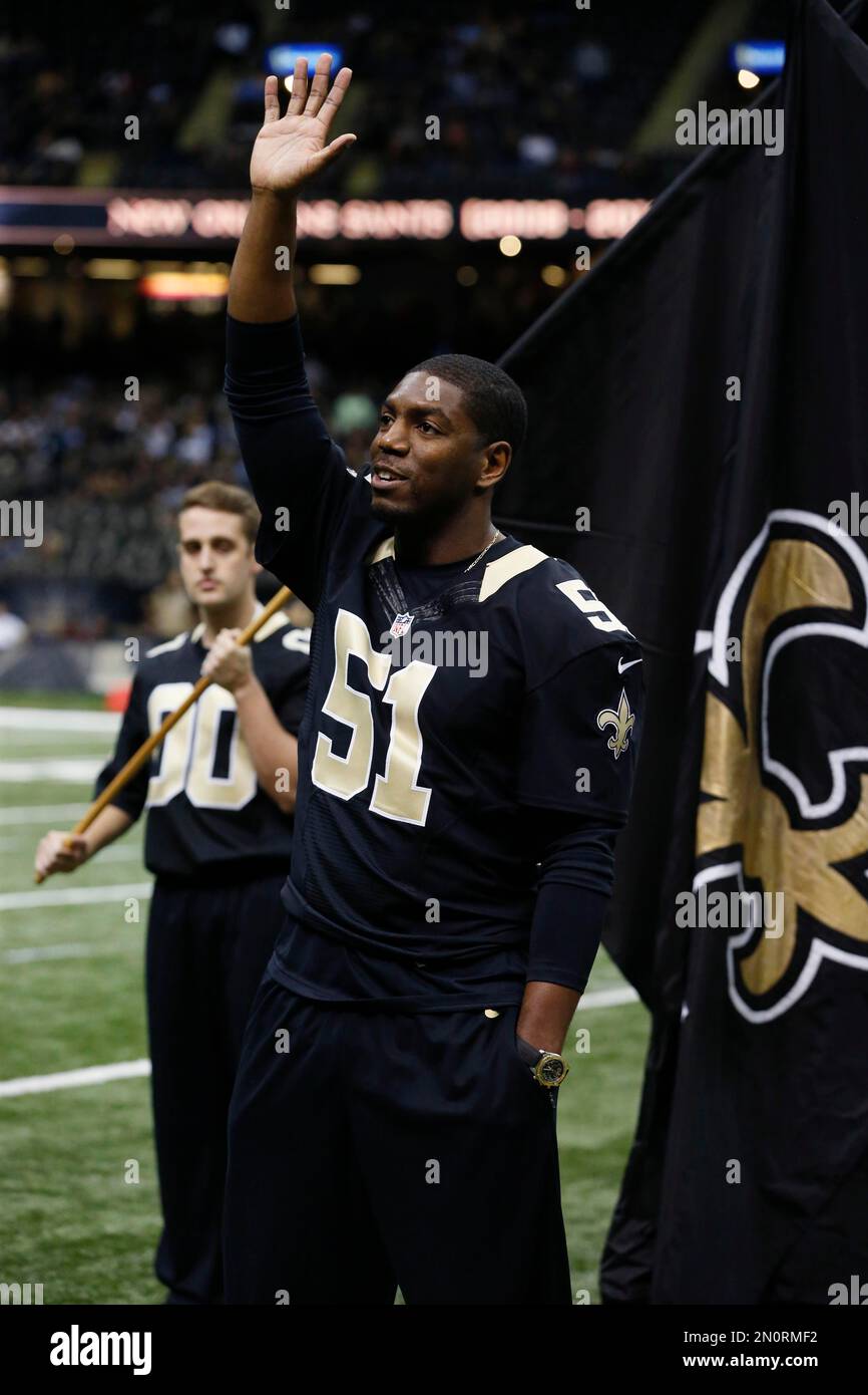 Former New Orleans Saints linebacker Jonathan Vilma acknowledges the ...