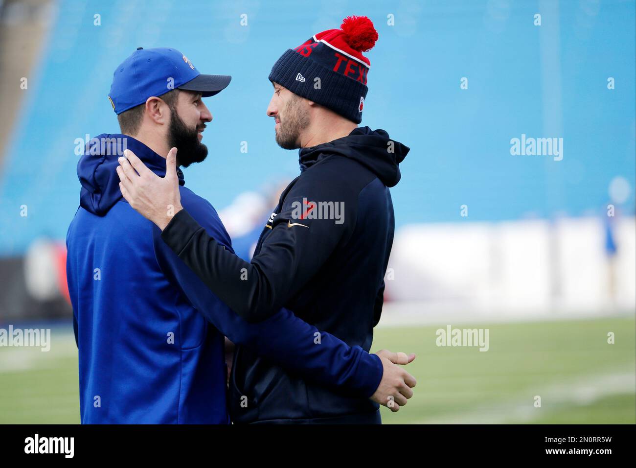 Houston Texans quarterback Brian Hoyer, right, talks to Buffalo Bills ...