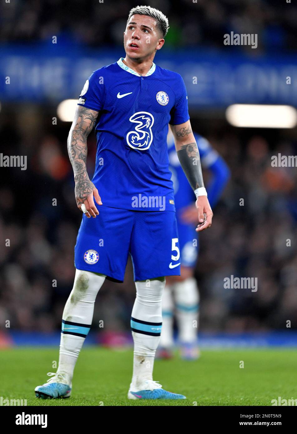 Enzo fernandez chelsea hi-res stock photography and images - Alamy