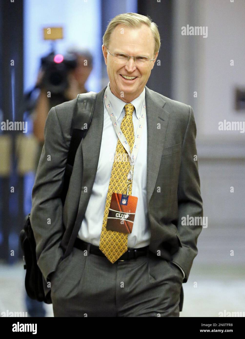 New York Giants owner John Mara arrives for an NFL owners meeting in ...