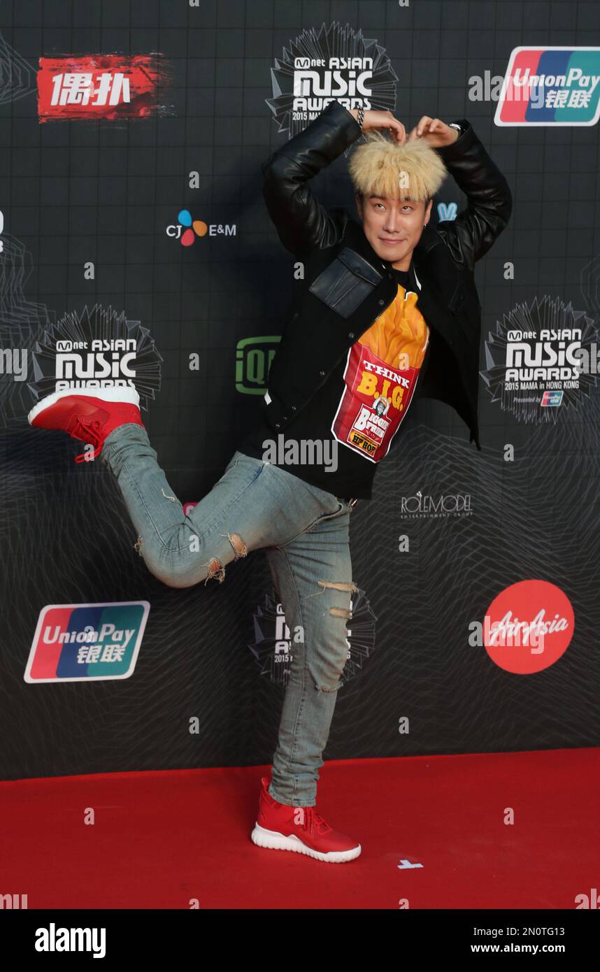 South Korea hip hop rapper San E poses for the photographers on the red ...