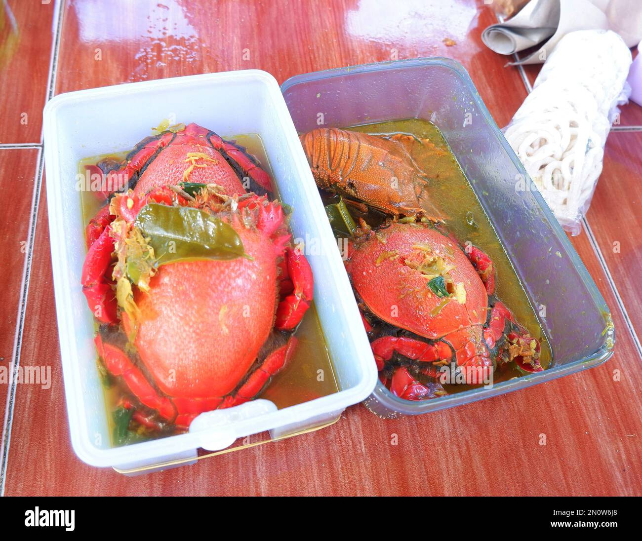 Spanner crab hi-res stock photography and images - Alamy