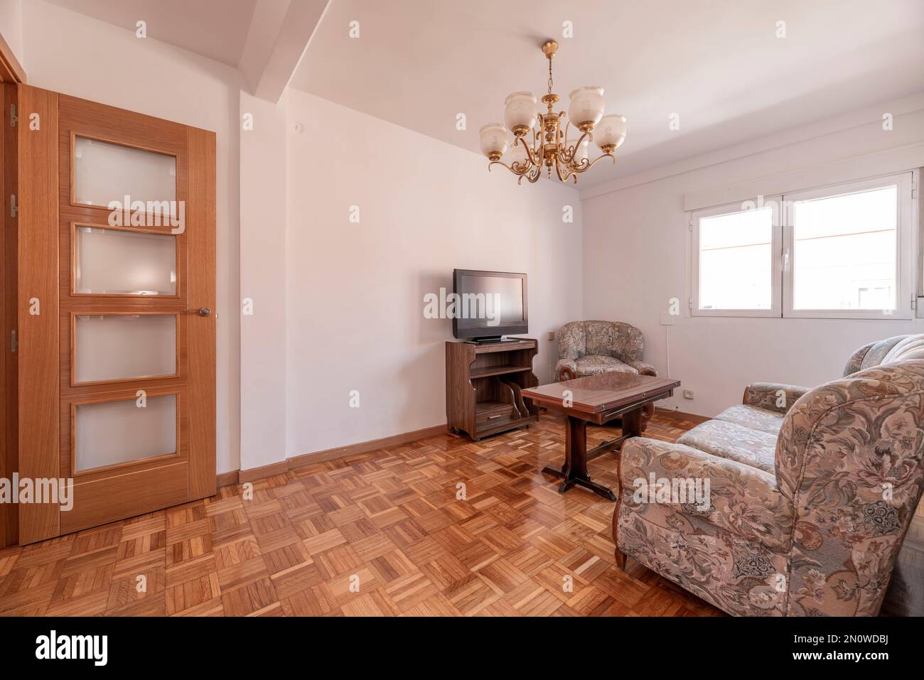 Ugly Living Room Wooden Table China 5 Inch Round Solid Furniture Legs