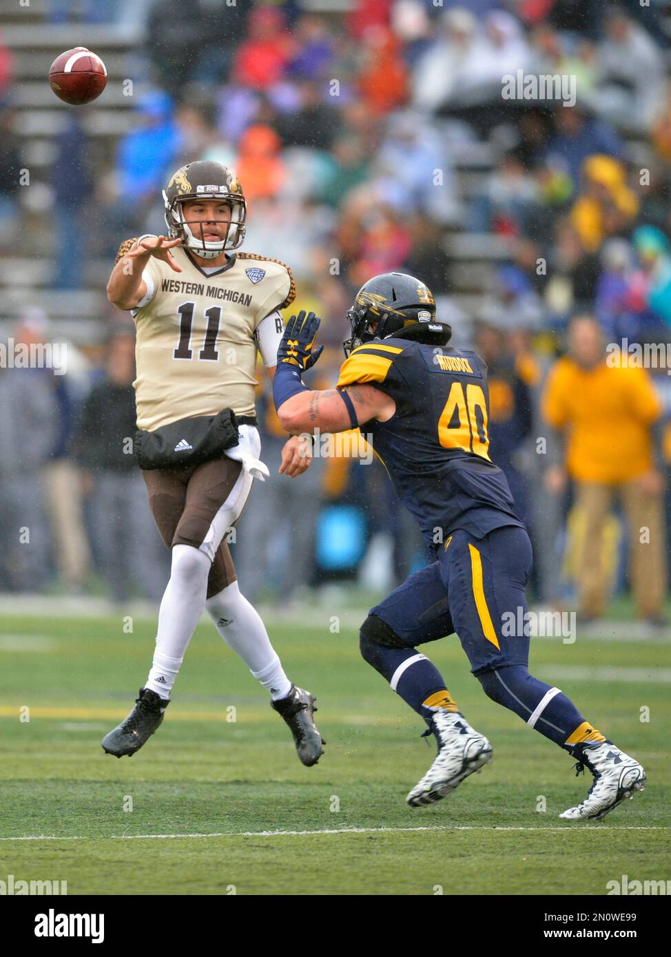 Western Michigan quarterback Zach Terrell (11) throws a pass while ...