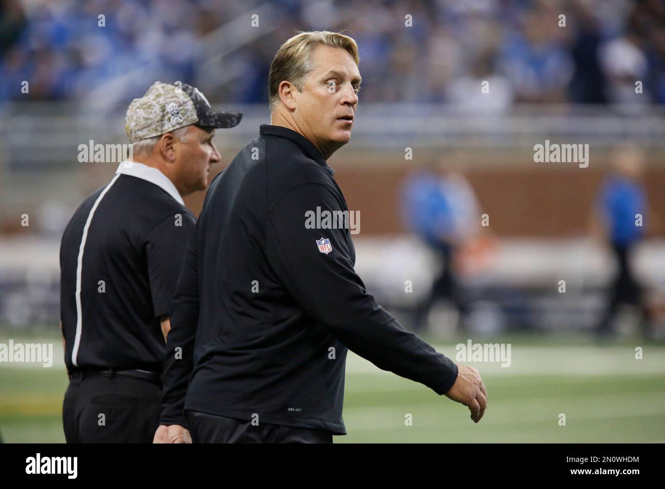 Oakland Raiders head coach Jack Del Rio, right, heads for the locker ...