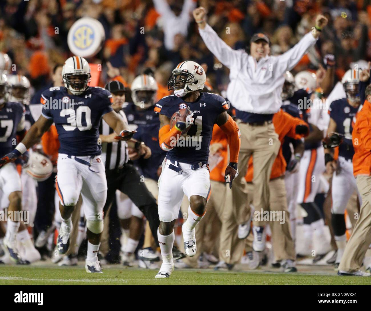 FILE - In this Nov. 30, 2013, file photo, Auburn cornerback Chris Davis ...