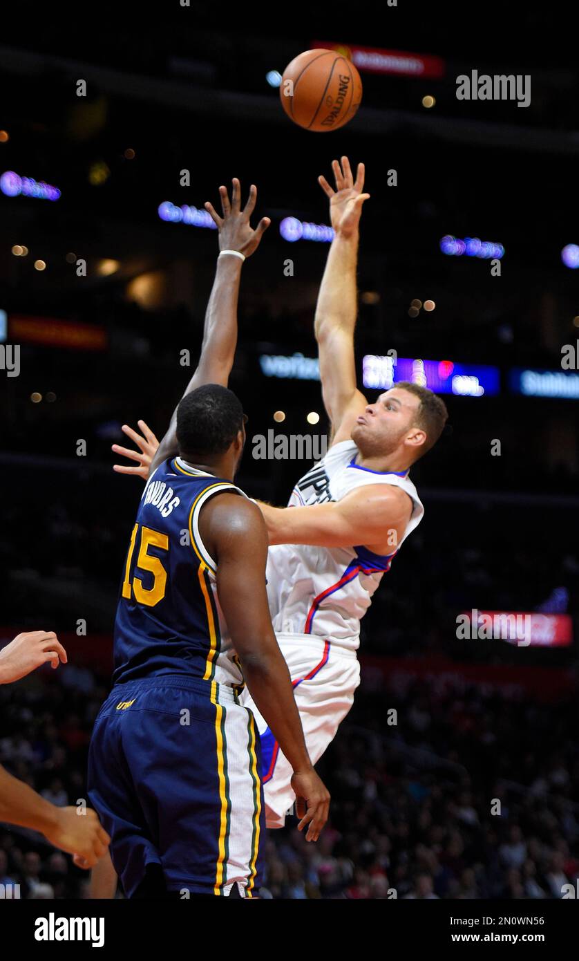 Los Angeles Clippers forward Blake Griffin, right, shoots as Utah Jazz ...