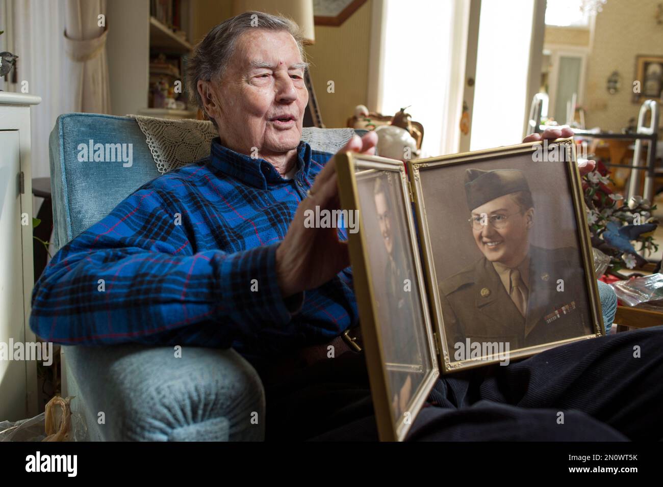 Hugh Montgomery, 91, a former CIA and OSS officer who parachuted into ...