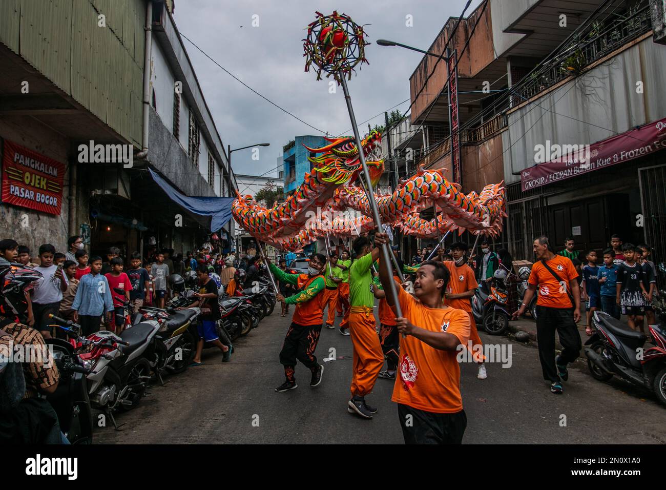 Meh market hi-res stock photography and images - Alamy