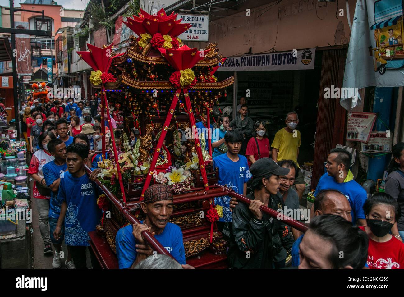 Bogor, Indonesia. 04th Feb, 2023. Indonesian Chinese bring Joli (sacred ...