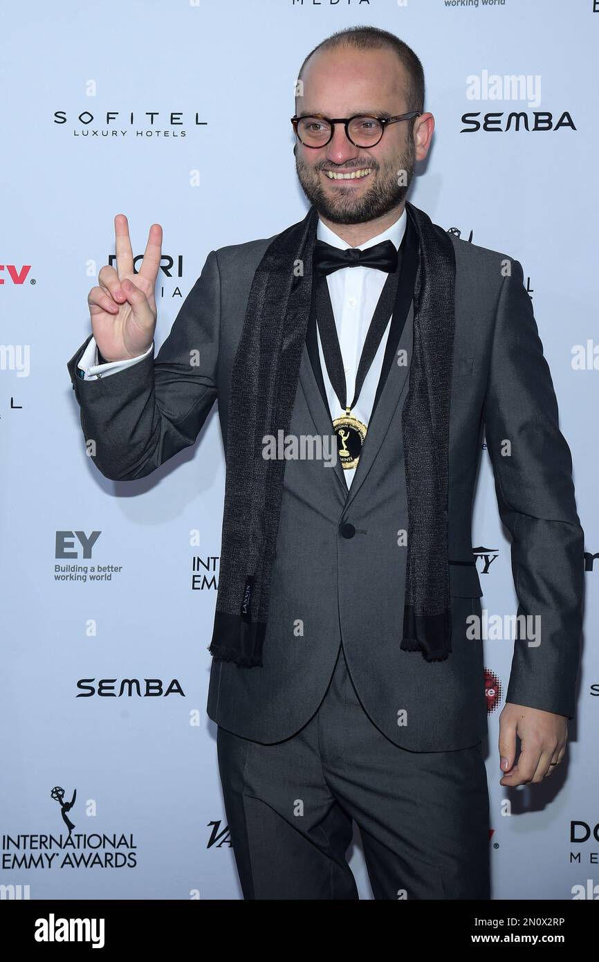 Tom Bidwell attends the 43rd International Emmy Awards at the New York ...