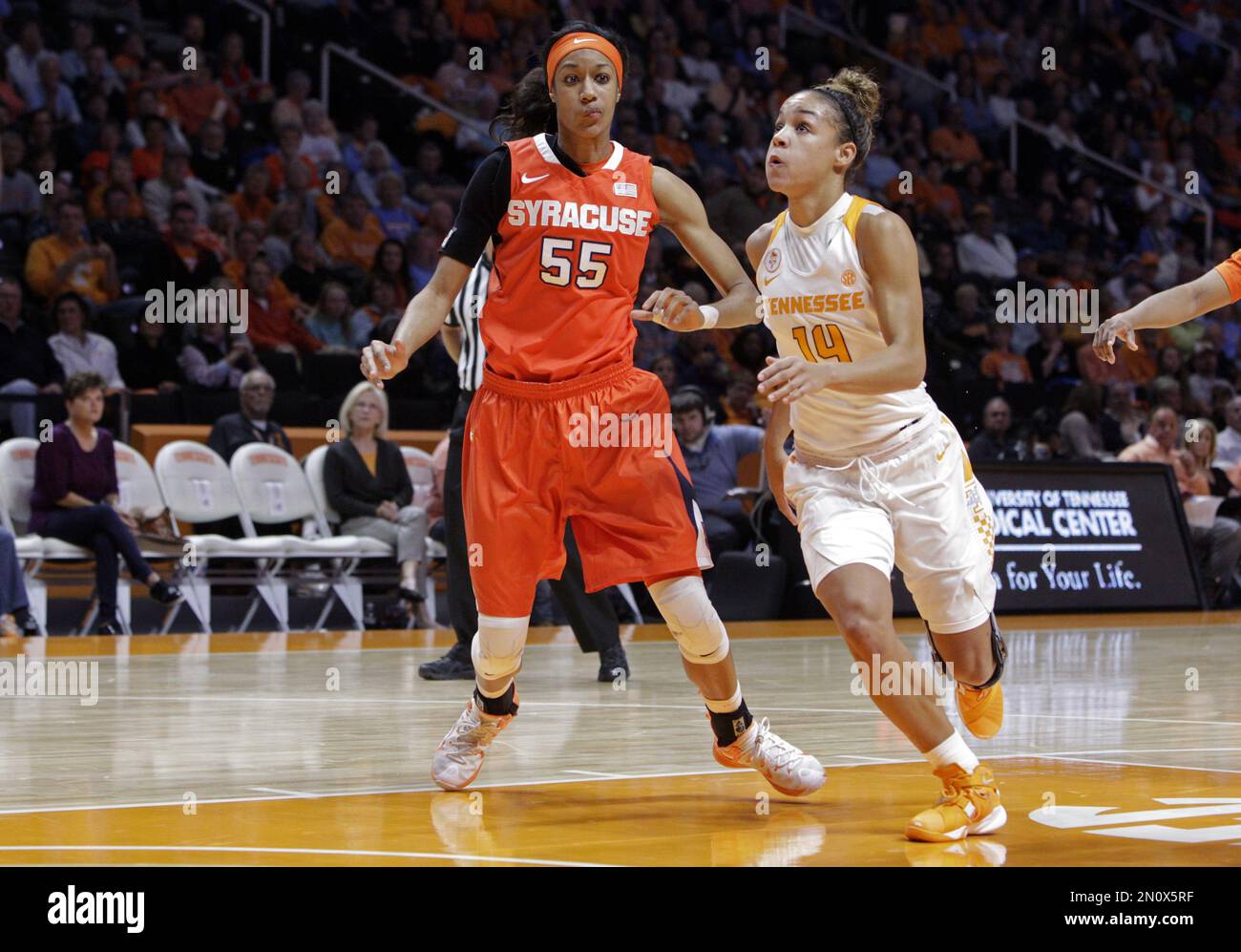 Syracuse forward Bria Day (55) blocks out Tennessee guard Andraya ...