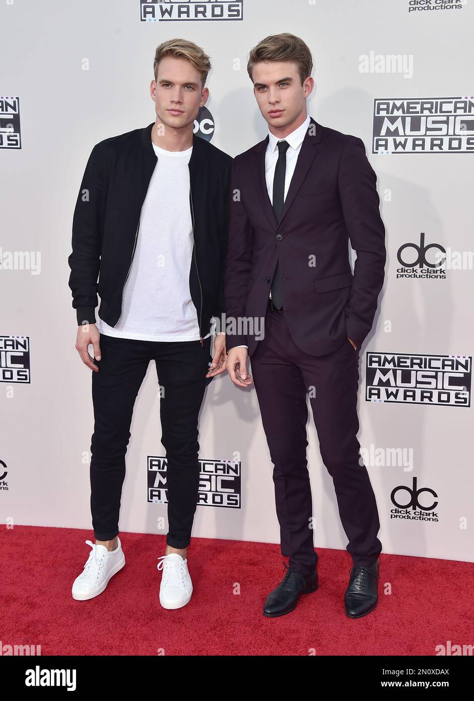 Austin Rhodes, left, and Aaron Rhodes arrive at the American Music ...