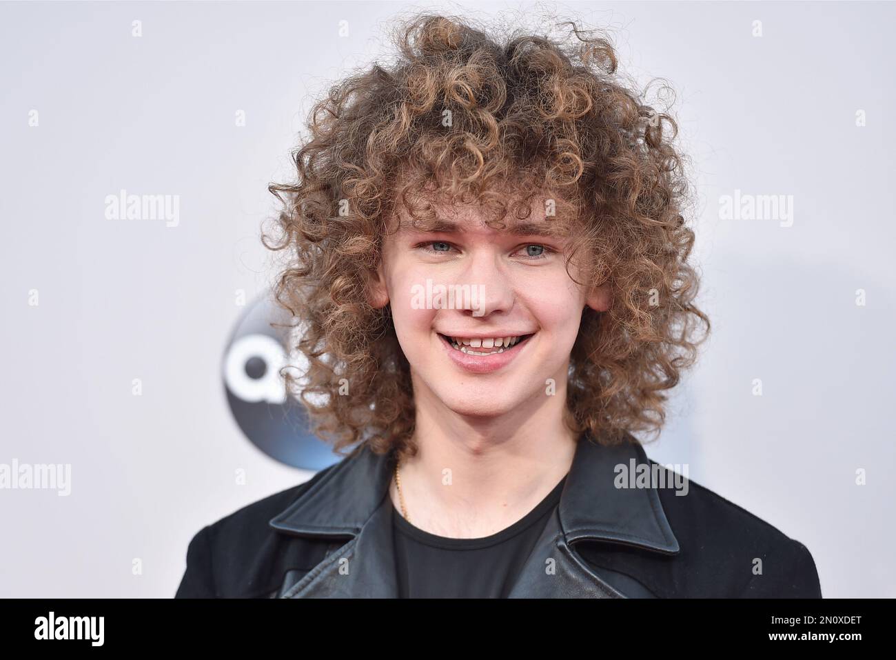 Francesco Yates arrives at the American Music Awards at the Microsoft ...