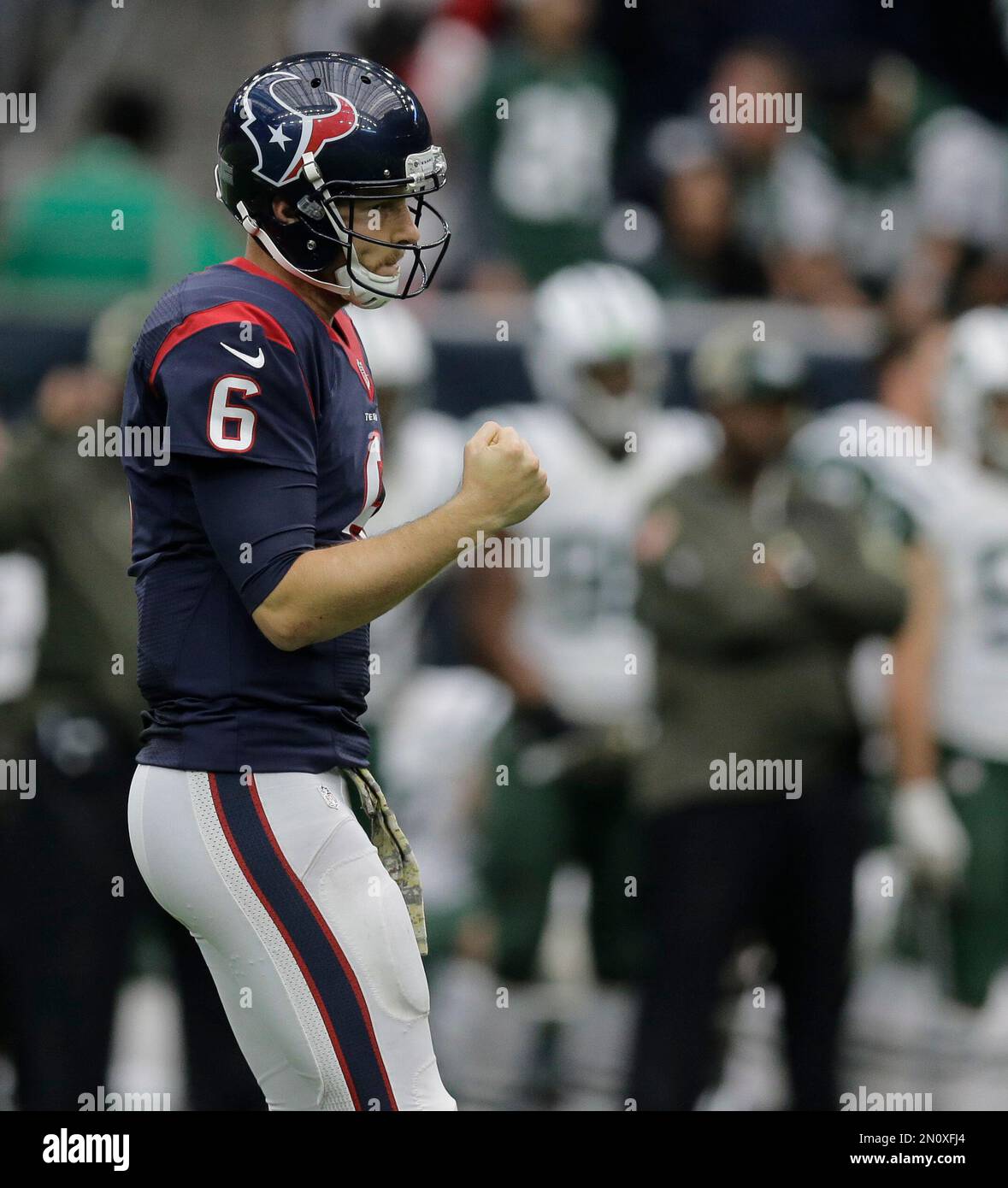 Houston Texans quarterback T.J. Yates (6) is shown during the second ...