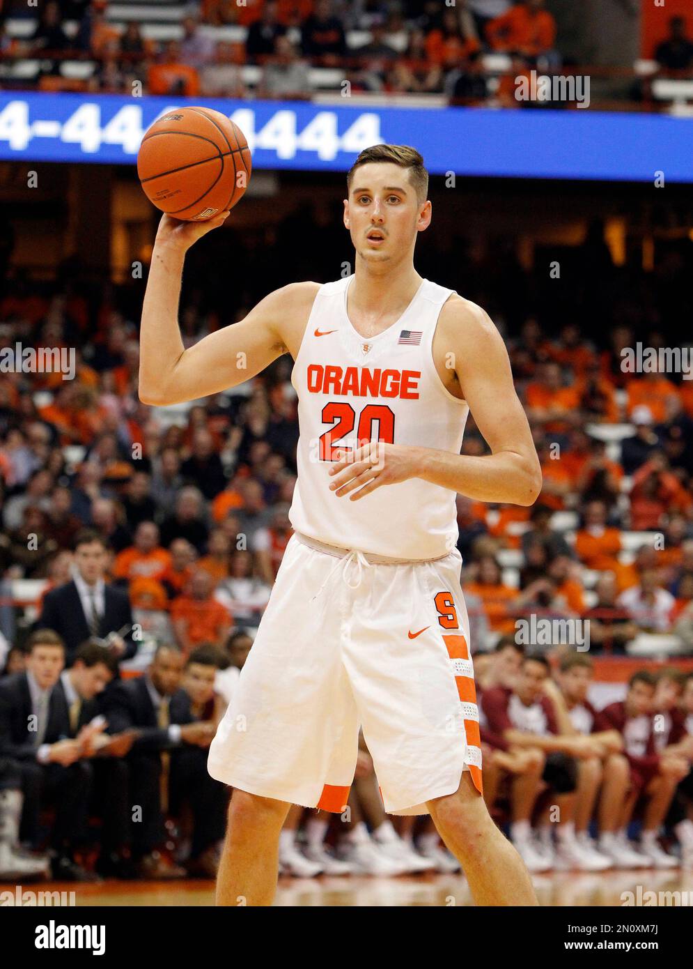 Syracuse’s Tyler Lydon looks to pass the ball in the second half of an ...