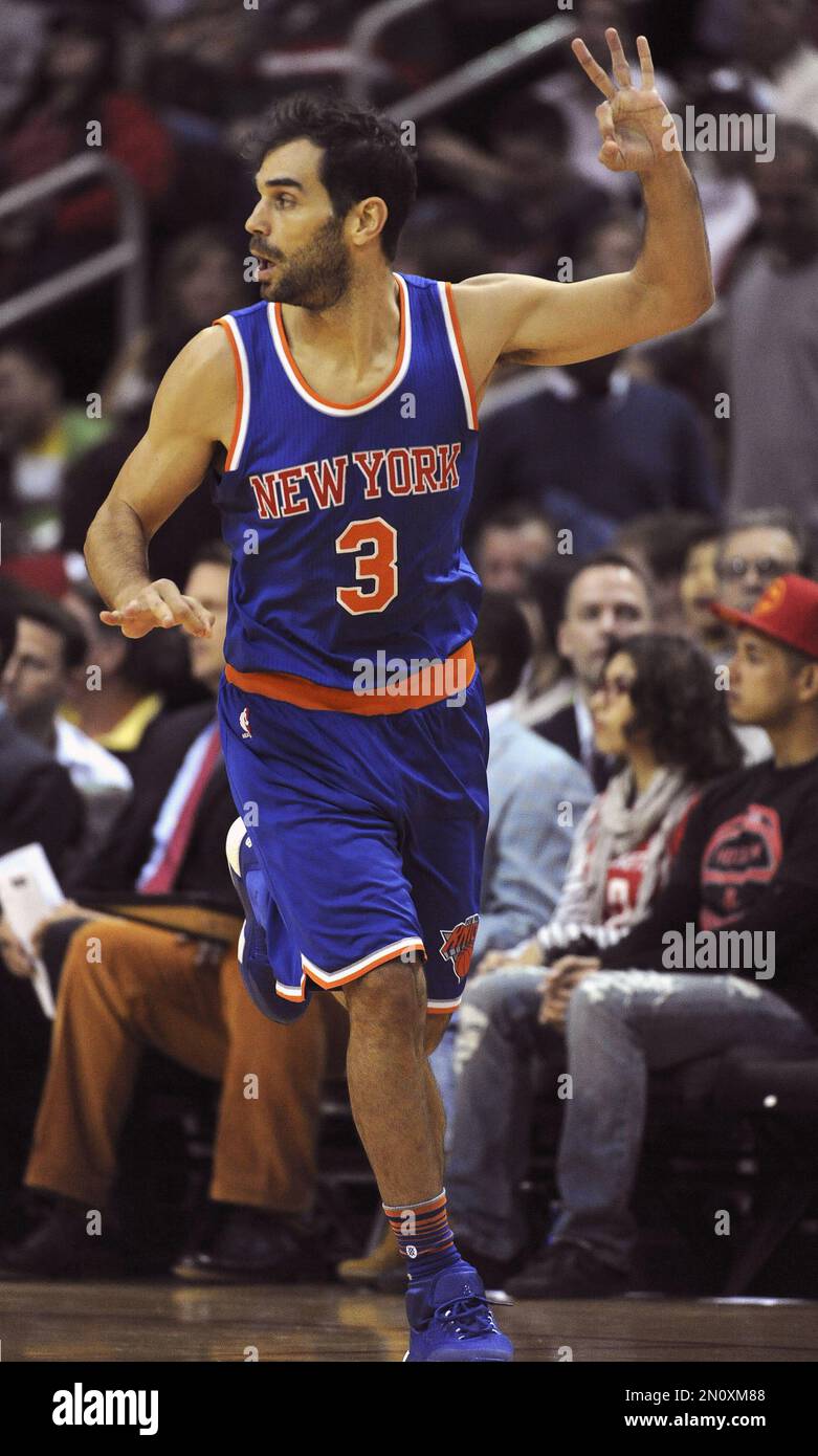 New York Knicks guard Jose Calderon (3) reacts after making a 3-point ...