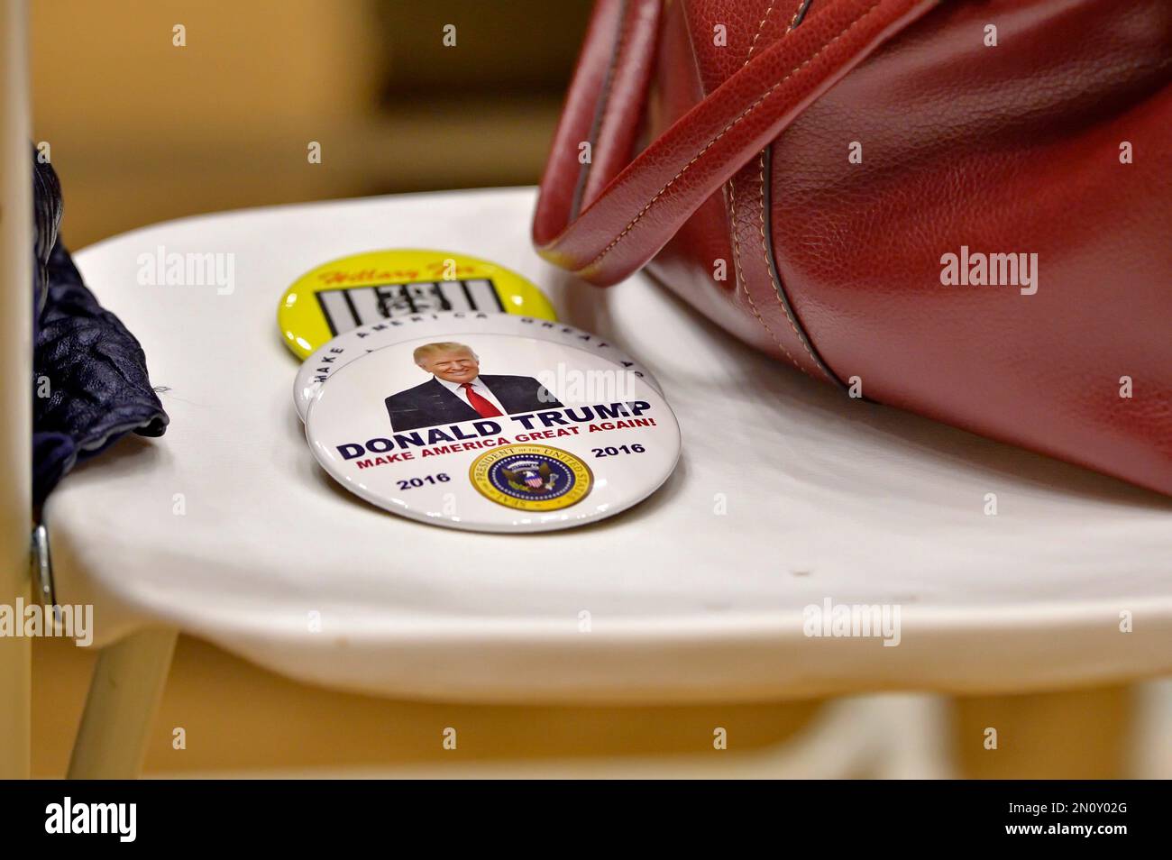 Campaign buttons for Republican presidential candidate Donald Trump are ...