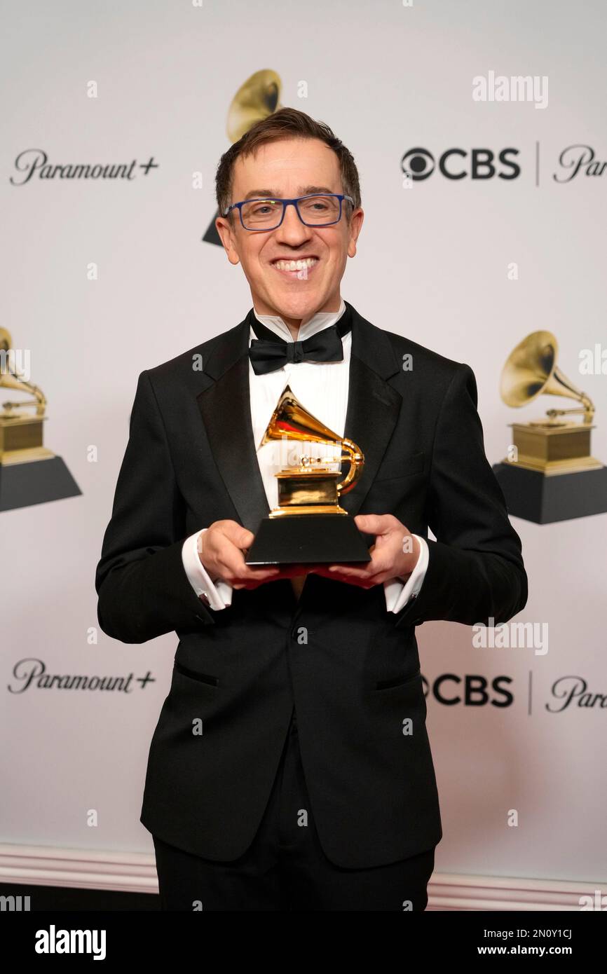 Geoffrey Keezer poses in the press room with the award for best ...