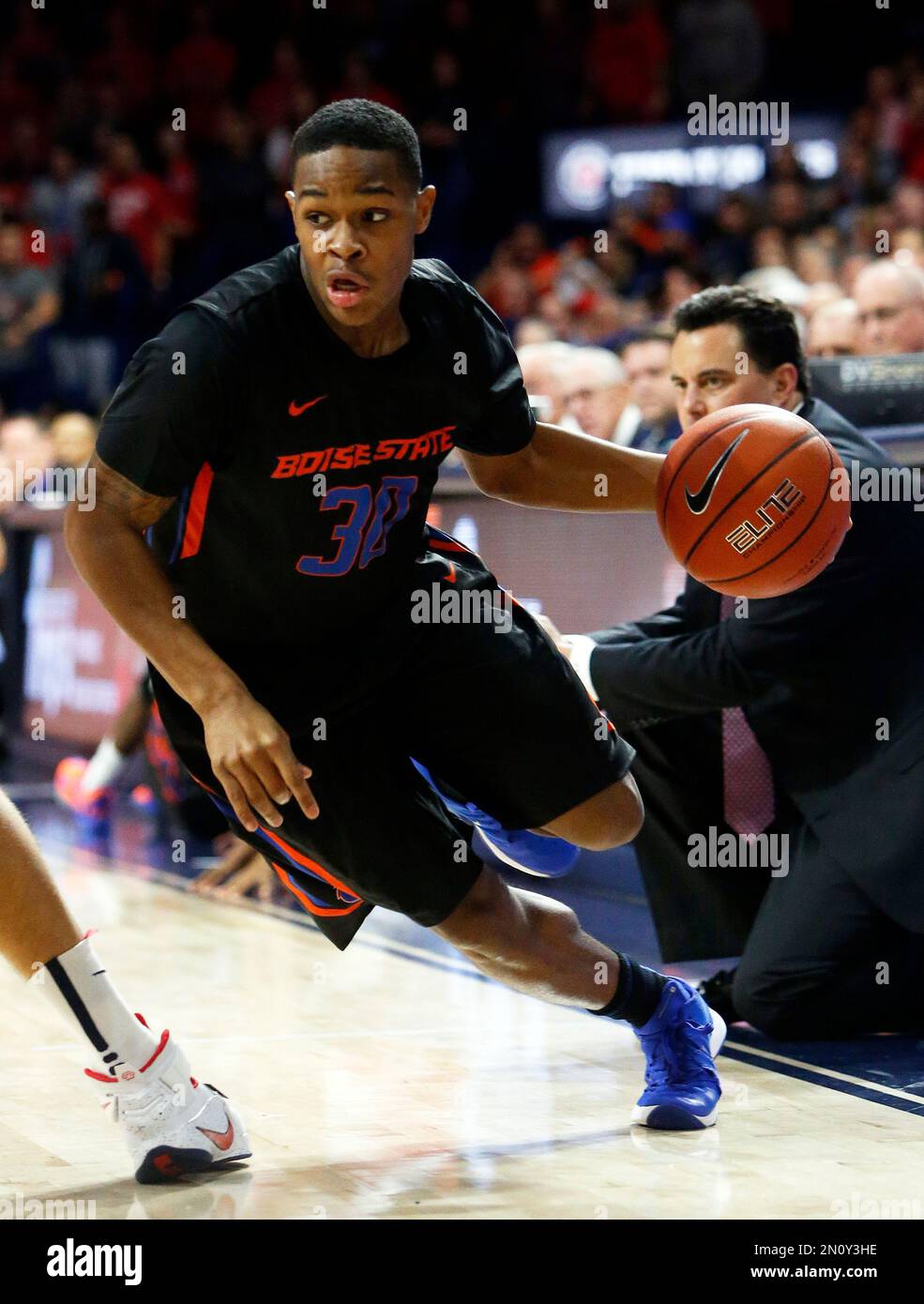 Boise State guard Paris Austin (30) drives during the first half of an ...