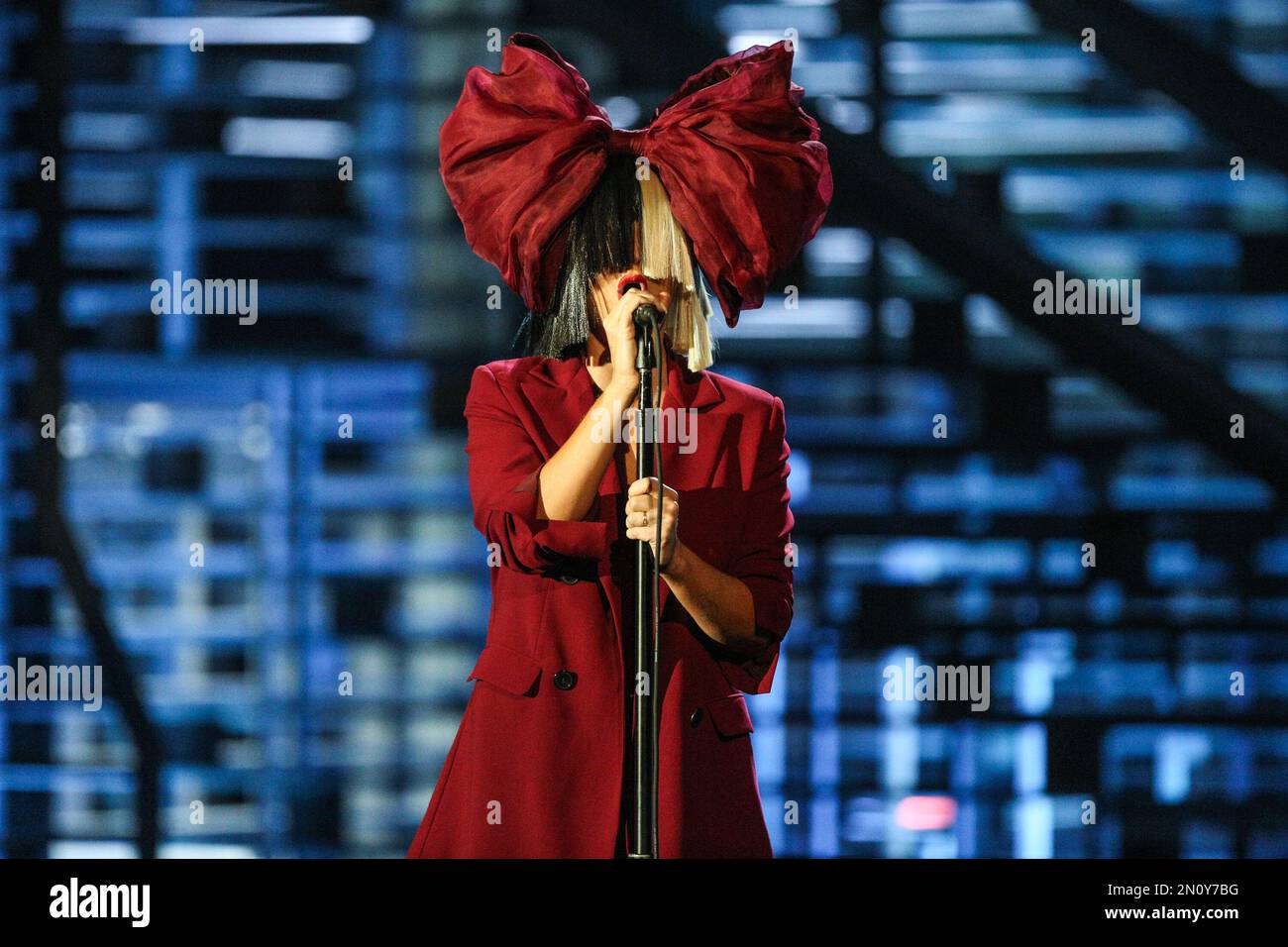 Sia performs at Shining a Light: A Concert for Progress on Race in ...