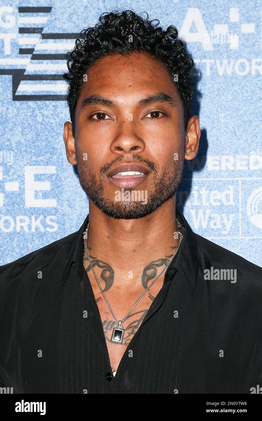 Miguel poses backstage at the Shining a Light: A Concert for Progress ...