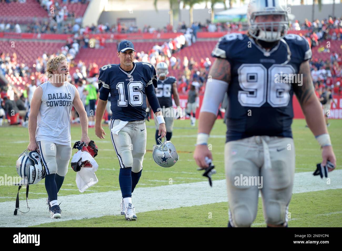 Dallas Cowboys wide receiver Cole Beasley, left, quarterback Matt ...