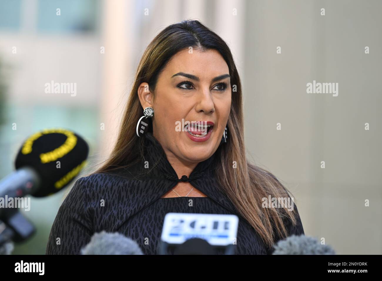 Senator Lidia Thorpe announces she is resigning from the Greens and ...