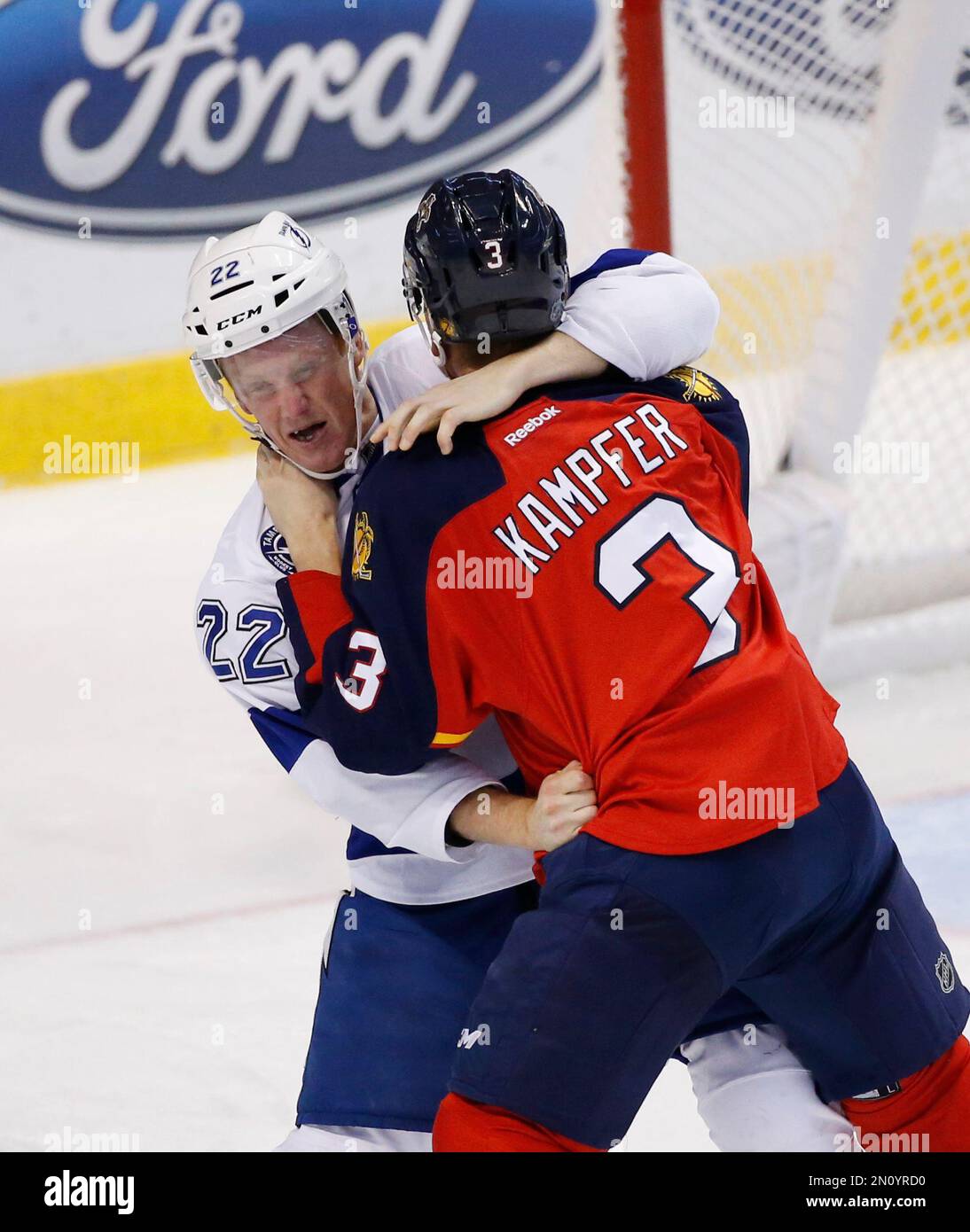 Tampa Bay Lightning right wing Erik Condra (22) and Florida Panthers ...