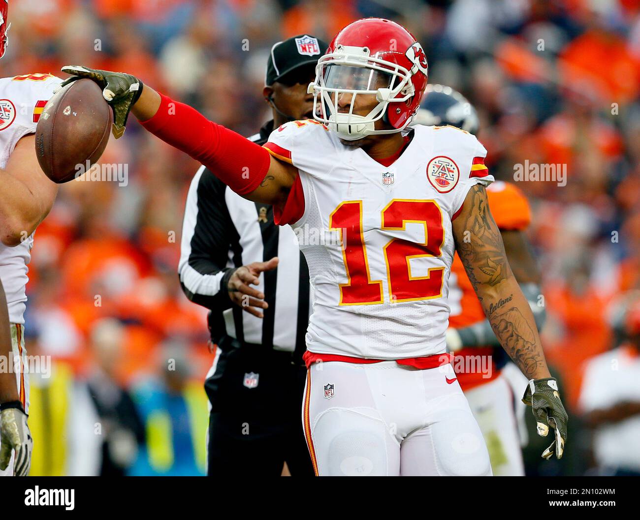 Kansas City Chiefs wide receiver Albert Wilson (12) signals first down ...