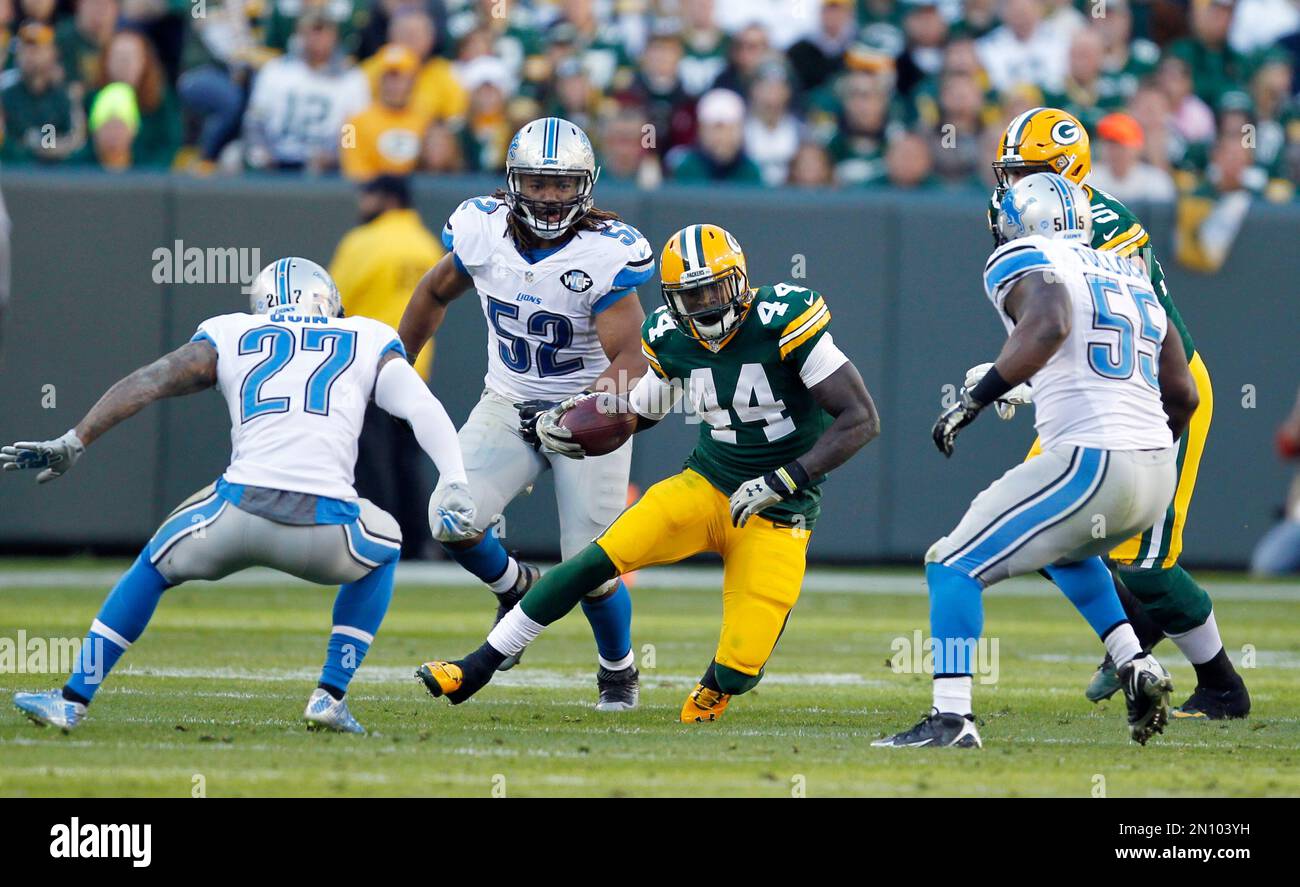 Green Bay Packers' James Starks runs during the second half of an NFL ...
