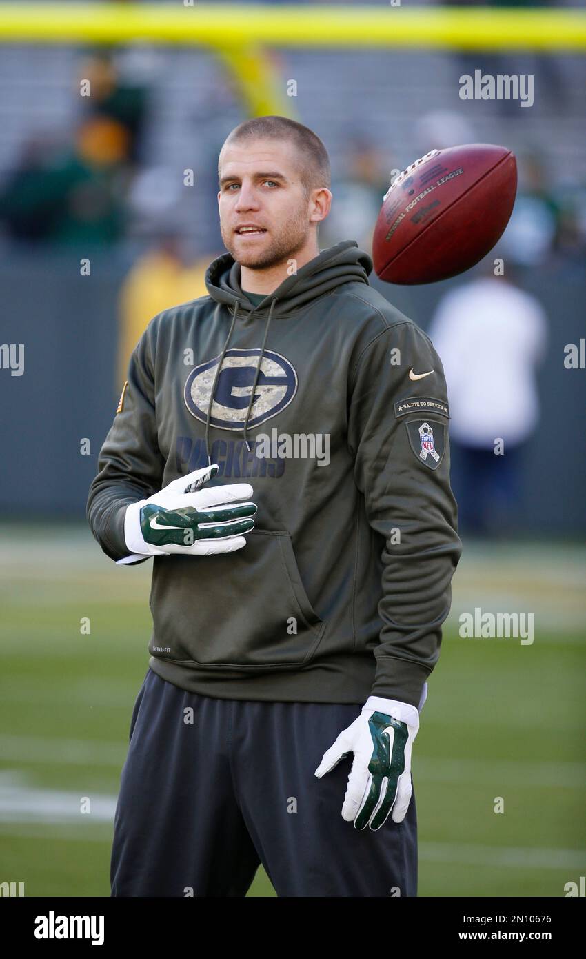 Green Bay Packers' Jordy Nelson catches before an NFL football game ...