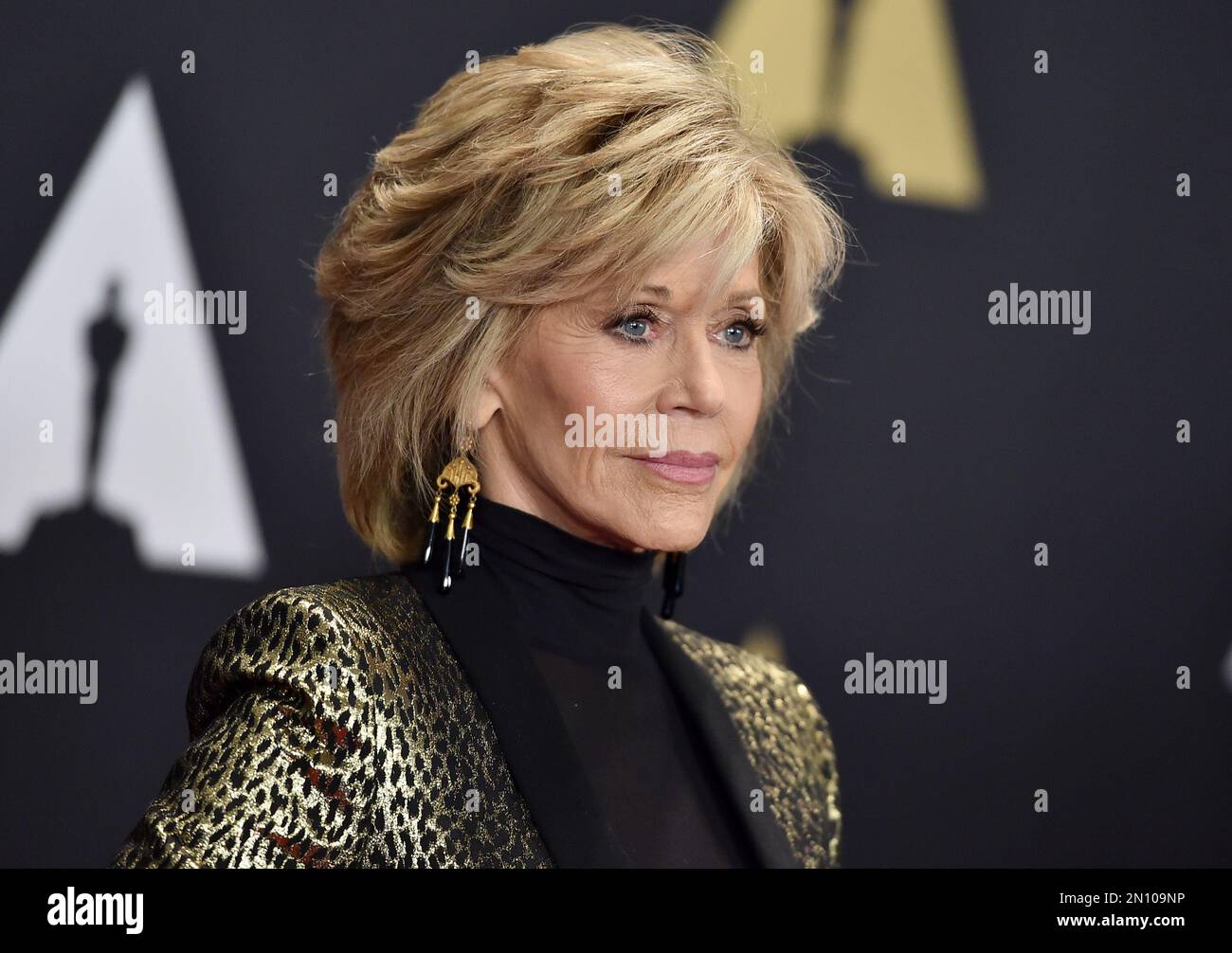 Jane Fonda arrives at the Governors Awards at the Dolby Ballroom on ...