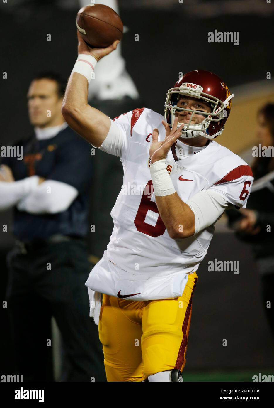Southern California quarterback Cody Kessler (6) in the first half of ...