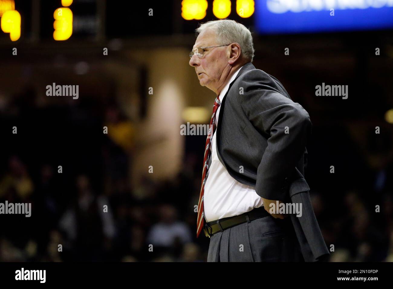 Austin Peay head coach Dave Loos watches from the sideline in the first ...