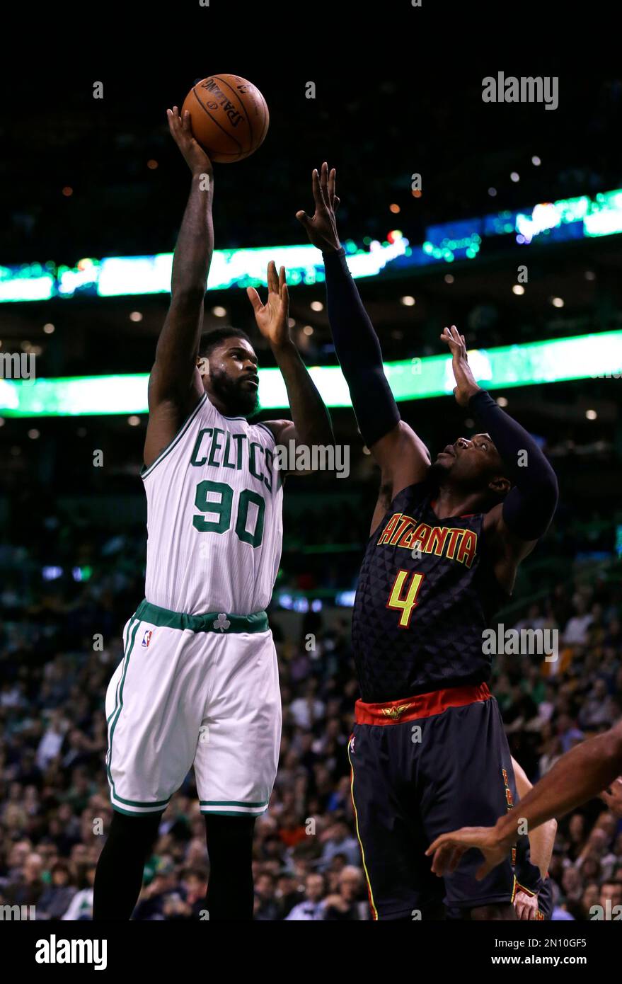 Boston Celtics forward Amir Johnson (90) shoots during the second half ...