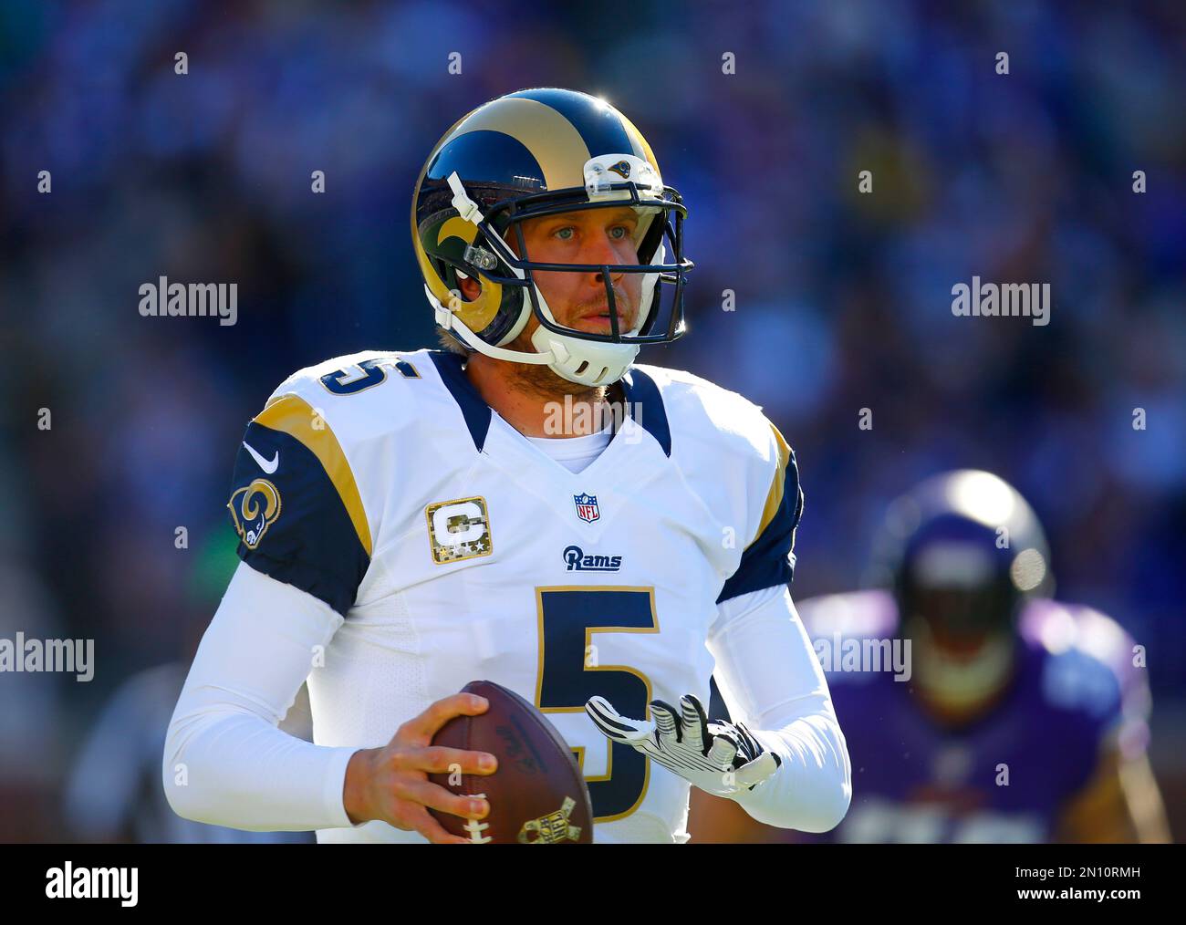St. Louis Rams quarterback Nick Foles (5) looks to throw during an NFL ...