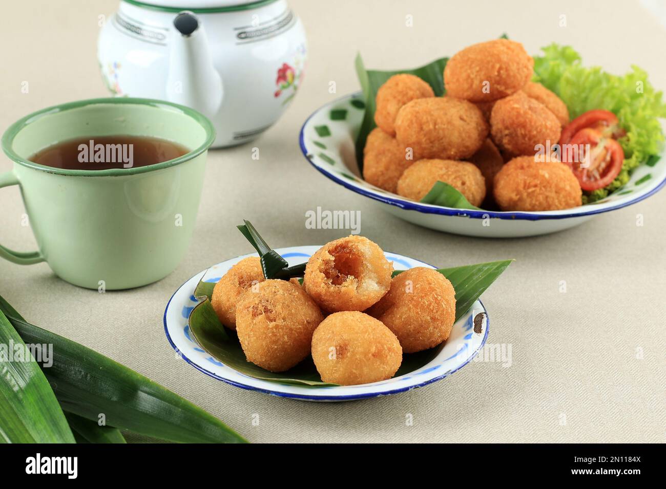 Combro and Misro, Cassava Cake Stuffed with Oncom or Palm Sugar ...