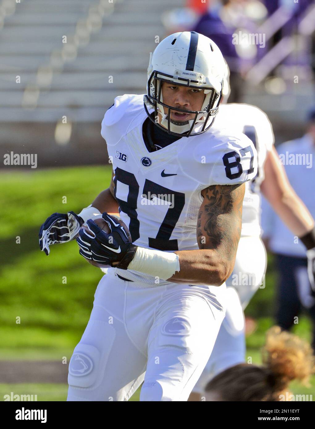 Penn State tight end Kyle Carter (87) warms up before an NCAA college ...