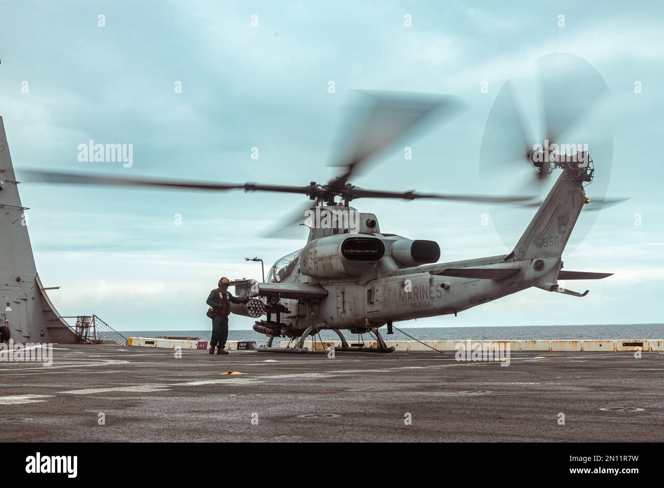 U.S. Marines with Marine Medium Tiltrotor Squadron 262 (Rein.), 31st ...