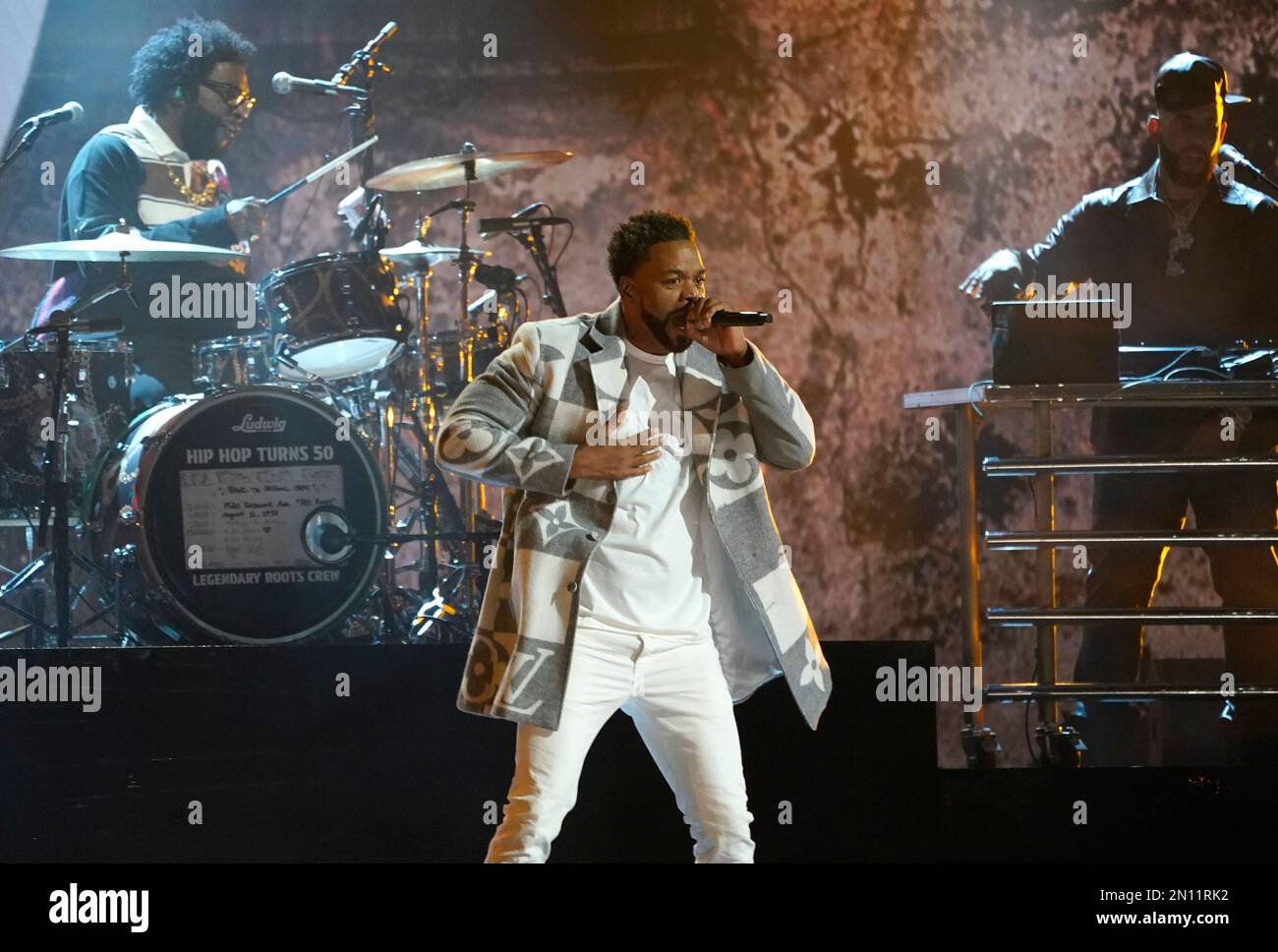 Method Man performs "Method Man" at the 65th annual Grammy Awards on ...