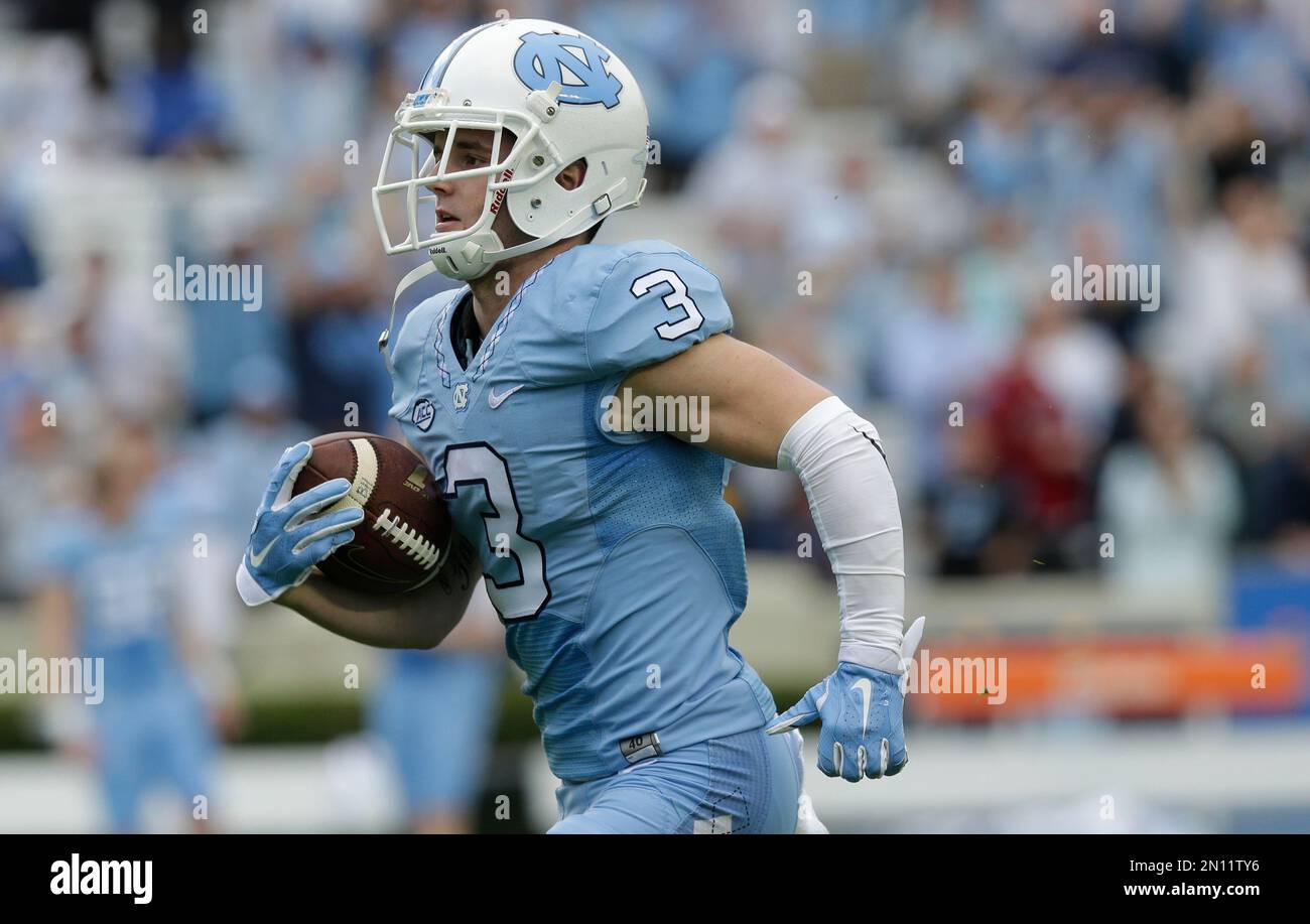 North Carolina's Ryan Switzer (3) runs for a touchdown against Duke as ...