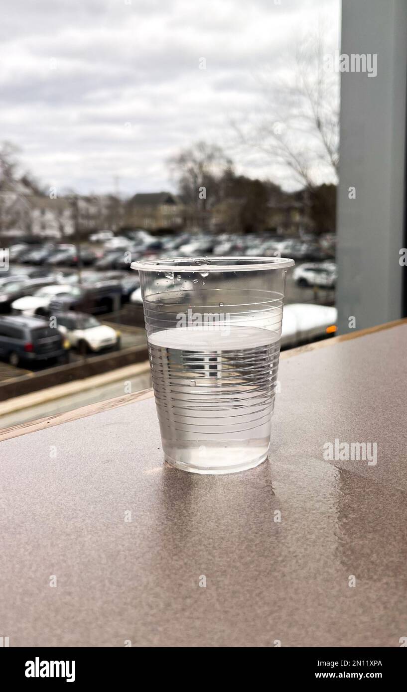 Clear plastic cup water hi-res stock photography and images - Alamy