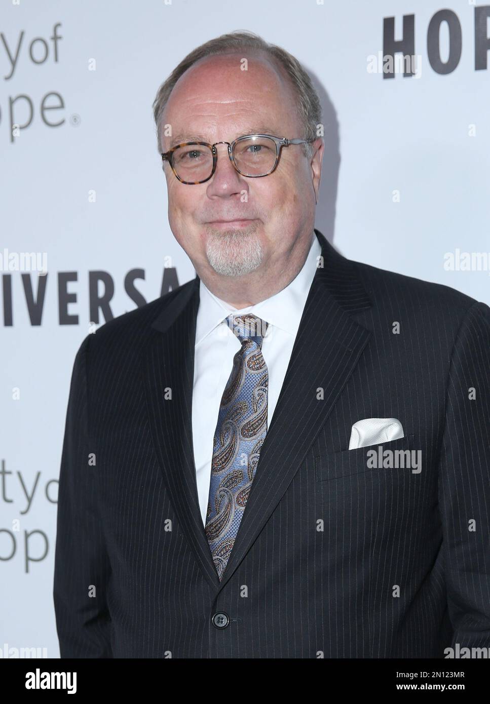 Mike Dungan, UMG chairman and CEO, arrives at the City of Hope’s Spirit ...