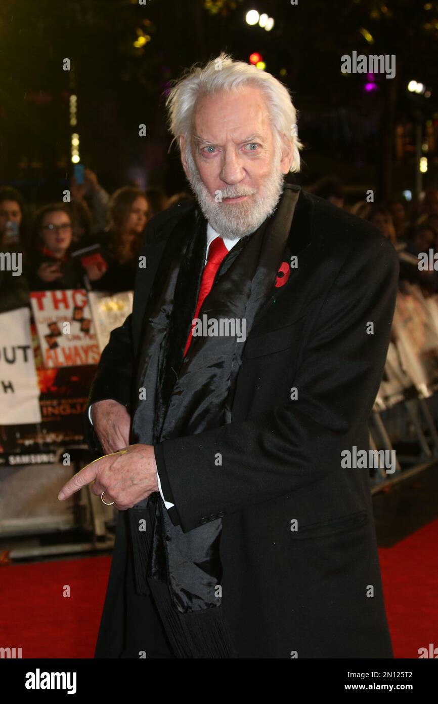Donald Sutherland poses for photographers upon arrival at the premiere ...