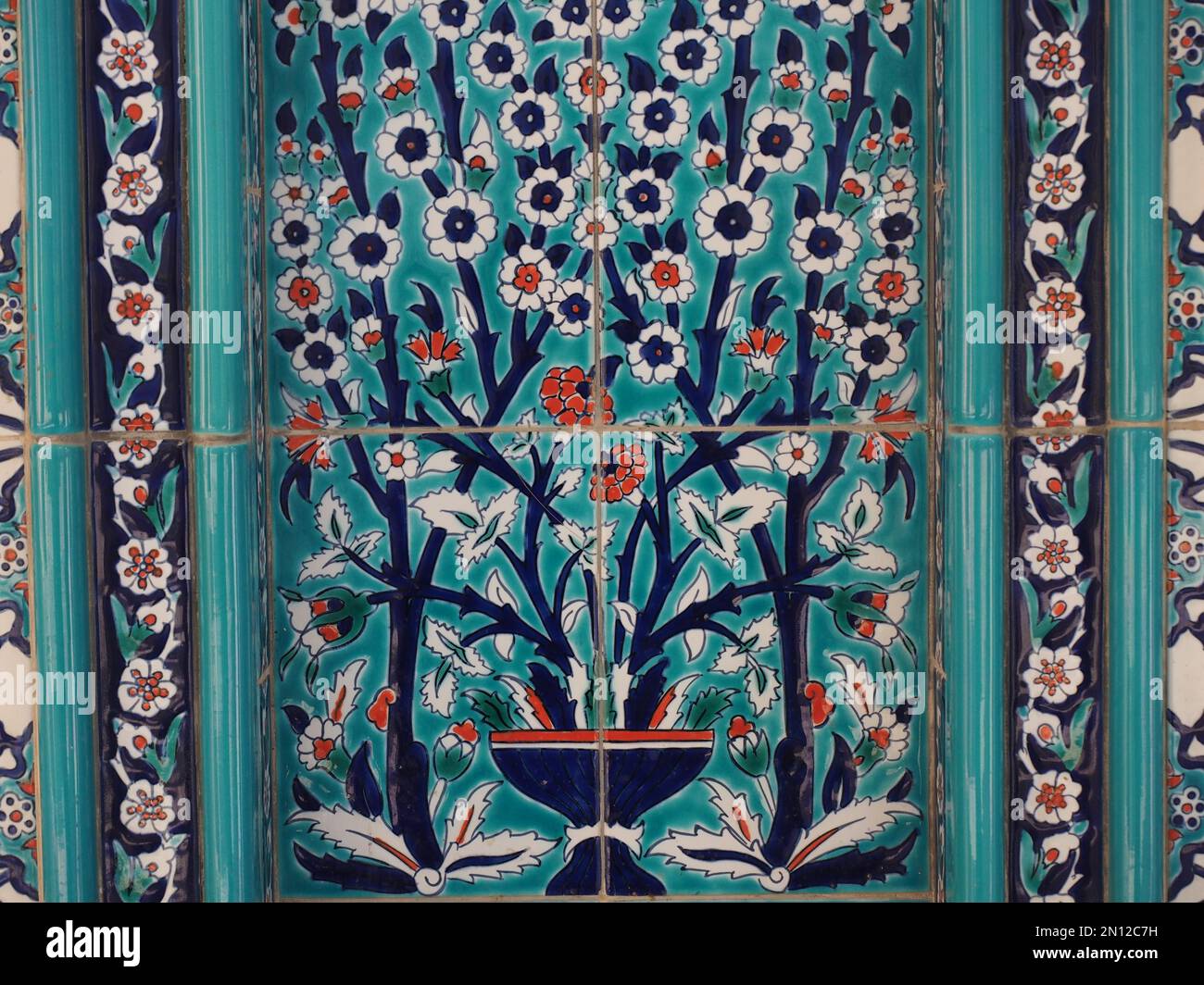 Wall with ornamental tile pattern, Sultan Qaboos Mosque, Muscat, Oman ...