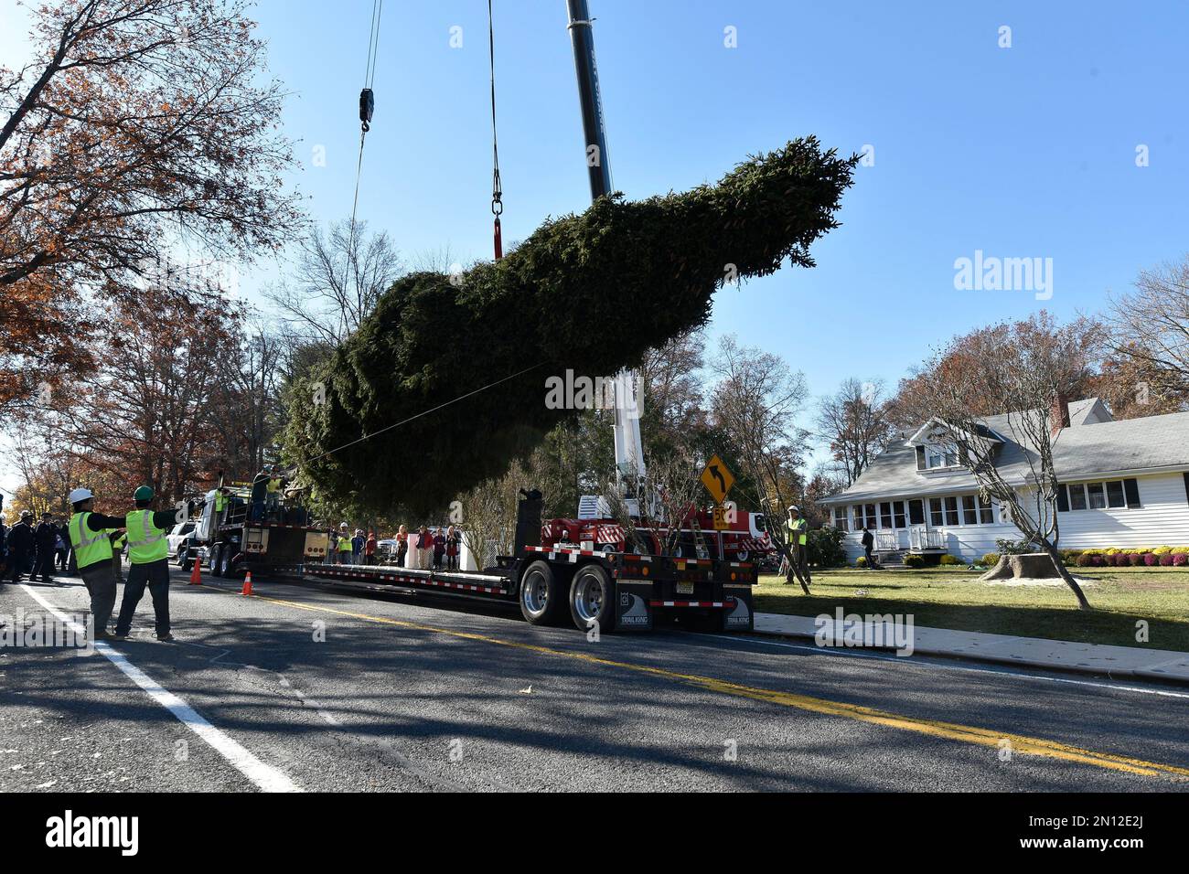 IMAGE DISTRIBUTED FOR TISHMAN SPEYER - 2015 Rockefeller Center ...